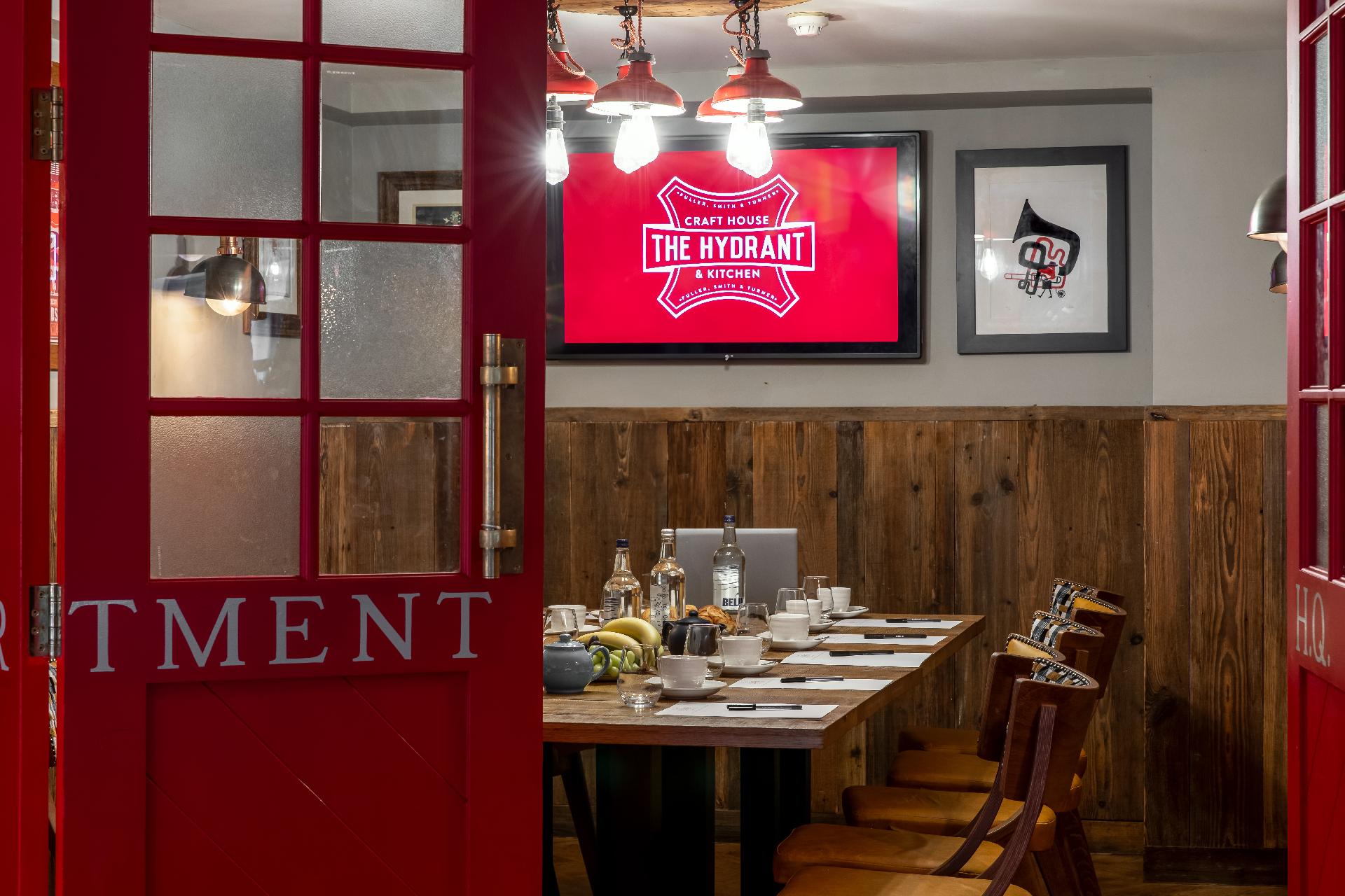 The Hydrant - Fuller's Pub and Restaurant in Monument