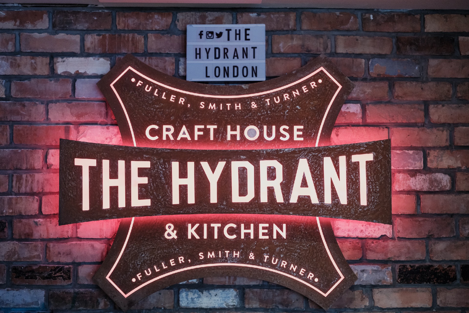 The Hydrant - Fuller's Pub and Restaurant in Monument