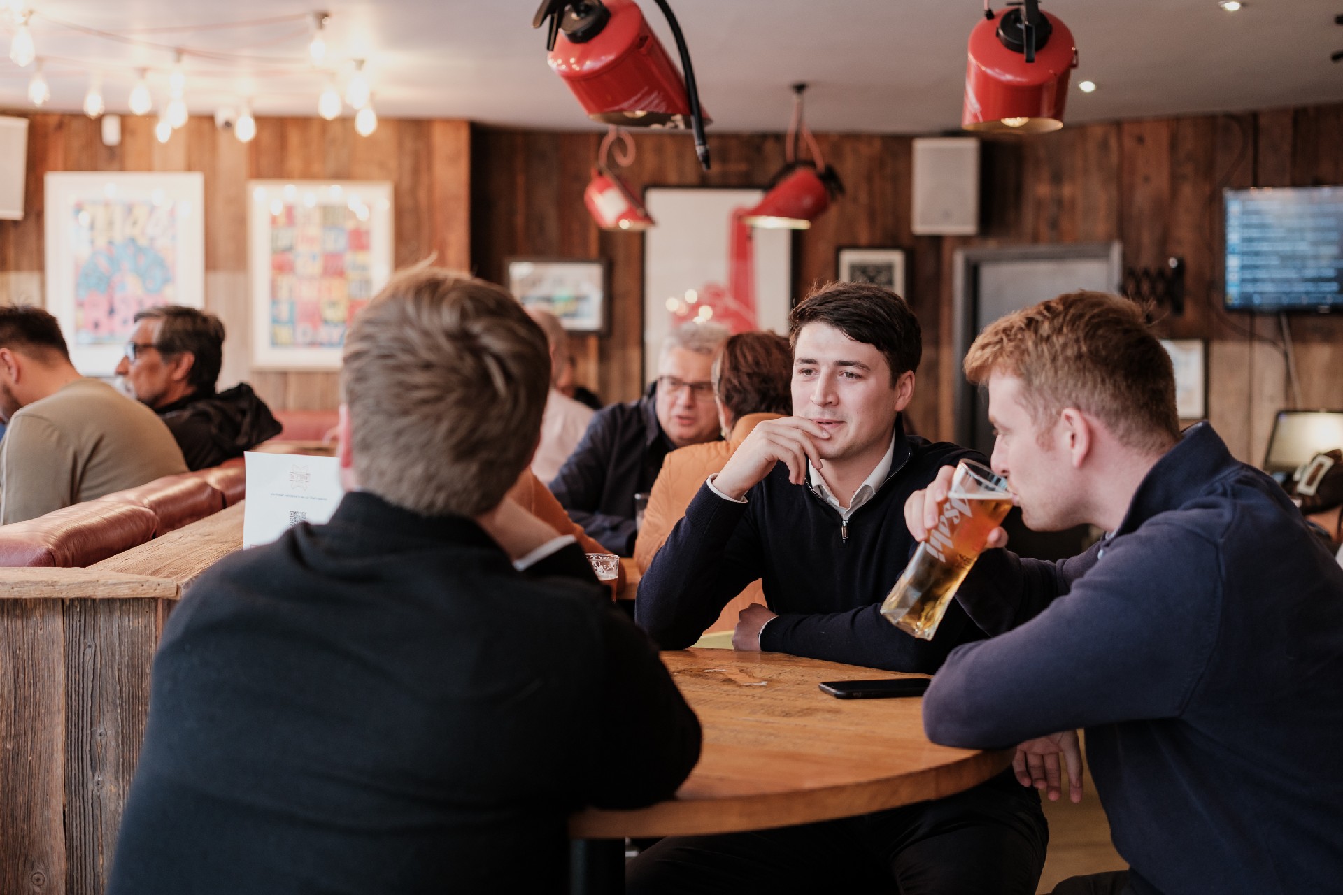 The Hydrant - Fuller's Pub and Restaurant in Monument