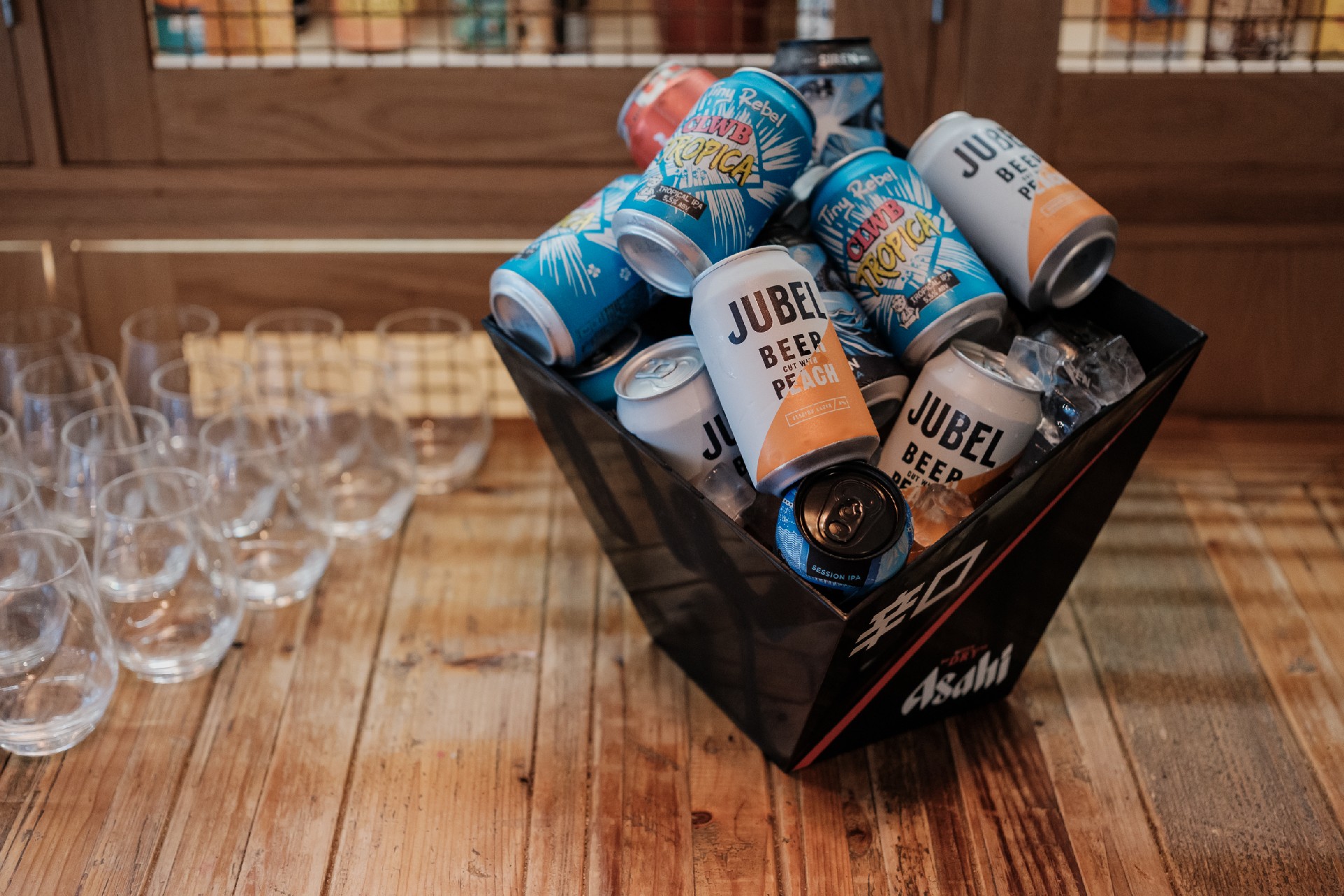 The Hydrant - Fuller's Pub and Restaurant in Monument